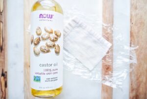 How to make a castor oil pack at home Simple And Effective - Donvey Farms