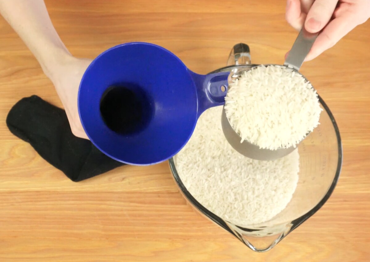 How to Make a Rice Heating Pad - Natural Pain Relief - Donvey Farms
