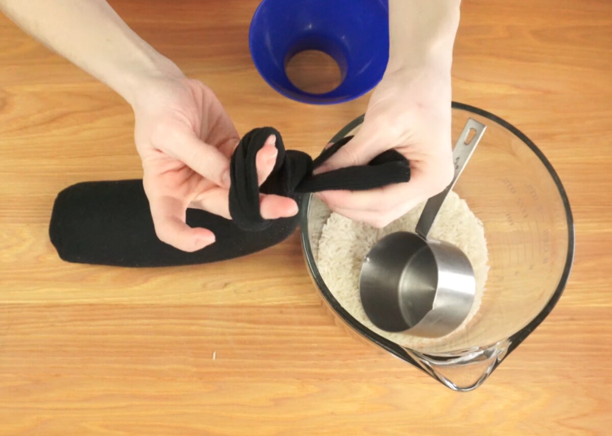 How to Make a Rice Heating Pad - Natural Pain Relief - Donvey Farms