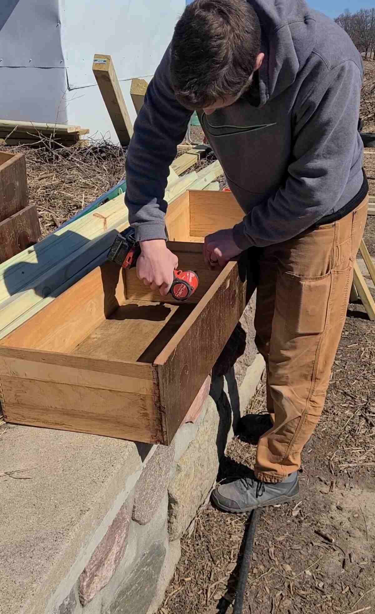 Simple & Cheap DIY Nesting Boxes From Dresser Drawers - Donvey Farms